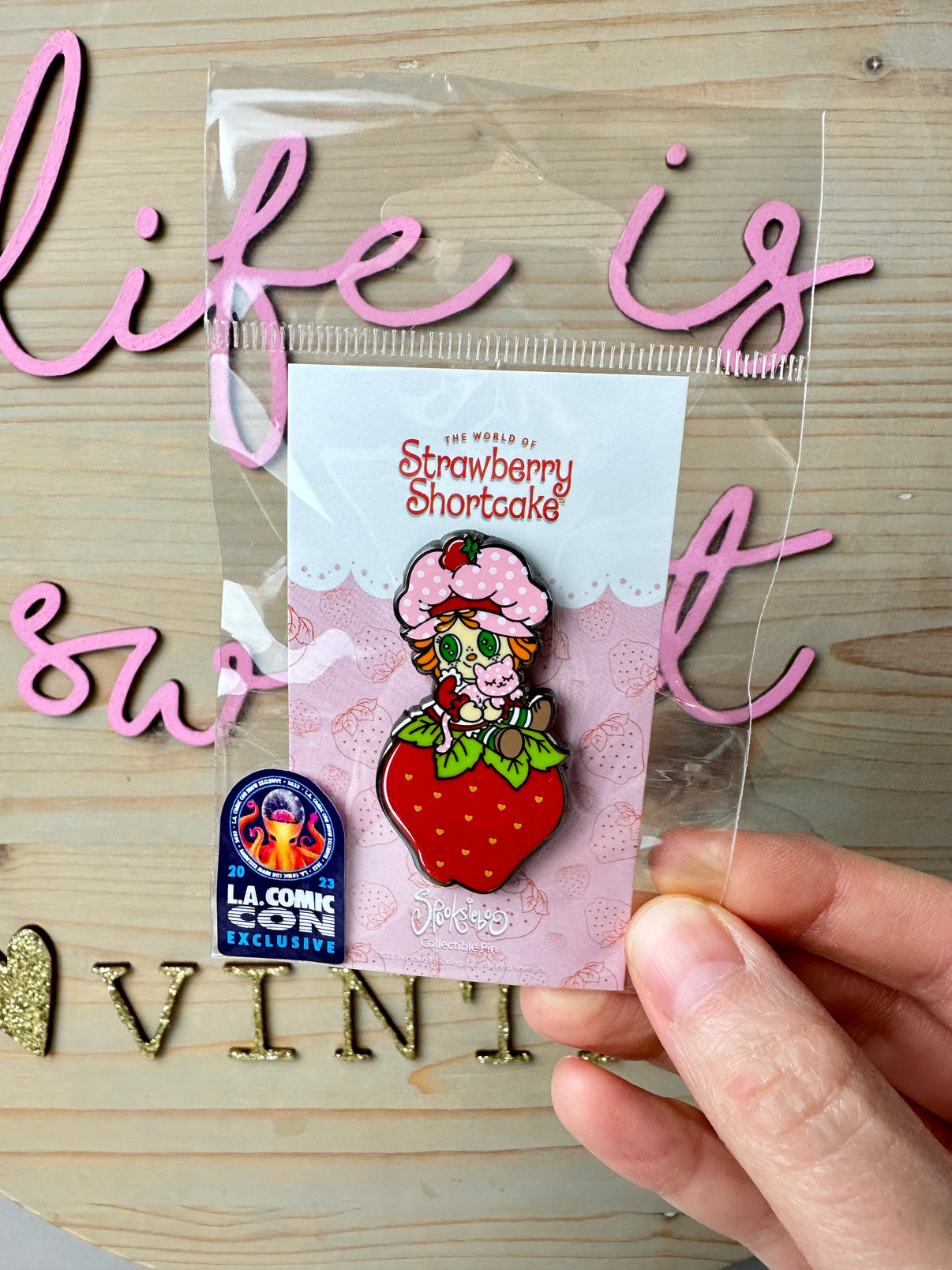 Spooksieboo Strawberry Shortcake LA Comic Con Exclusive Pin MIP – Life Is Sweet Vintage